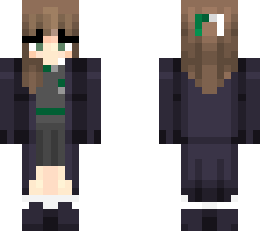 Slytherin Girl | Minecraft Skin